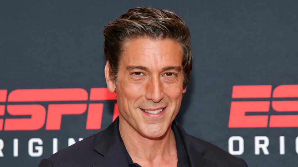 Is ABC News’ David Muir Married? What We Know About His Personal Life ...