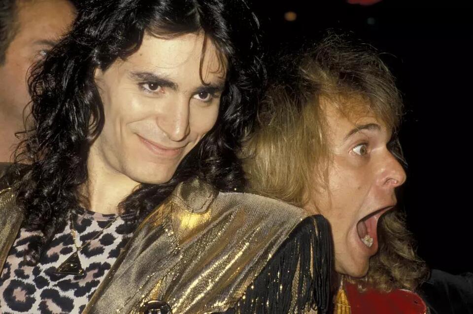 Was David Lee Roth’s Solo Band a Bid to Kick Van Halen’s Ass? - NewsBreak