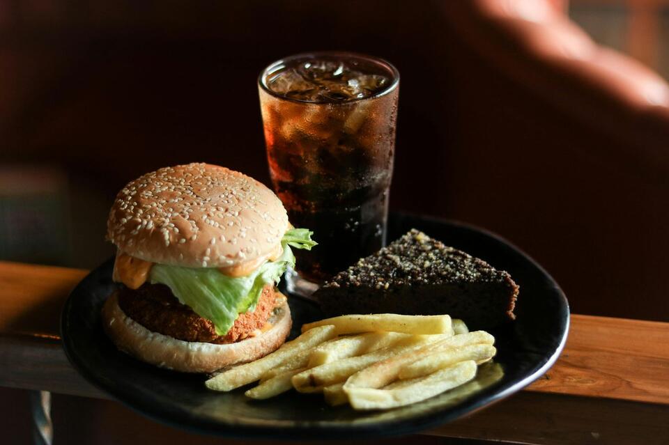 Fast Food Value Deals Are Back but Americans Are Still Complaining ...