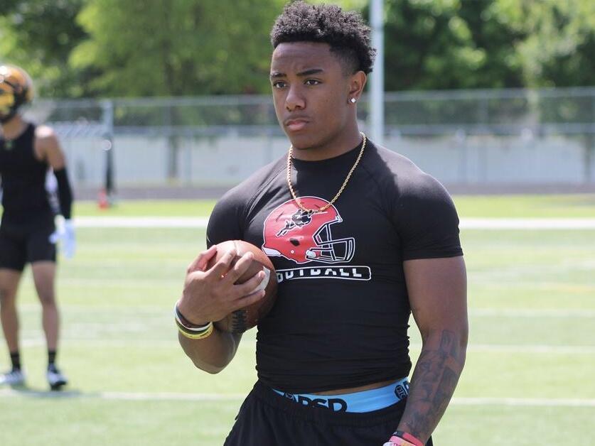 Badgers’ consistency helping Wisconsin stand out to top-five running ...