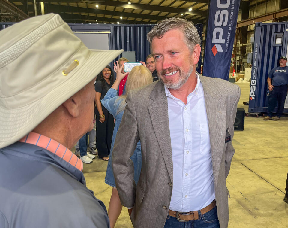 Massie says he has the signatures to force US House vote on releasing ...