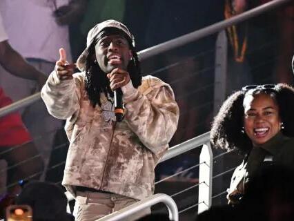 Kai Cenat Hosts Thanksgiving Stream With Druski And Kevin Hart