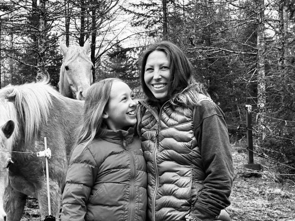 Mother-daughter clam-digging duo to exhibit their artwork in Rockland ...