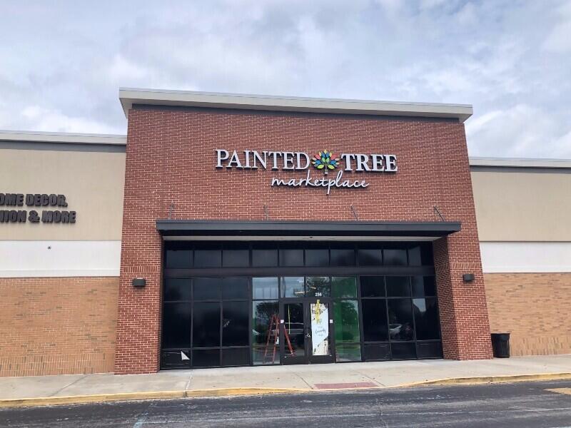 Painted Tree Boutiques Abruptly Closes All Locations - NewsBreak