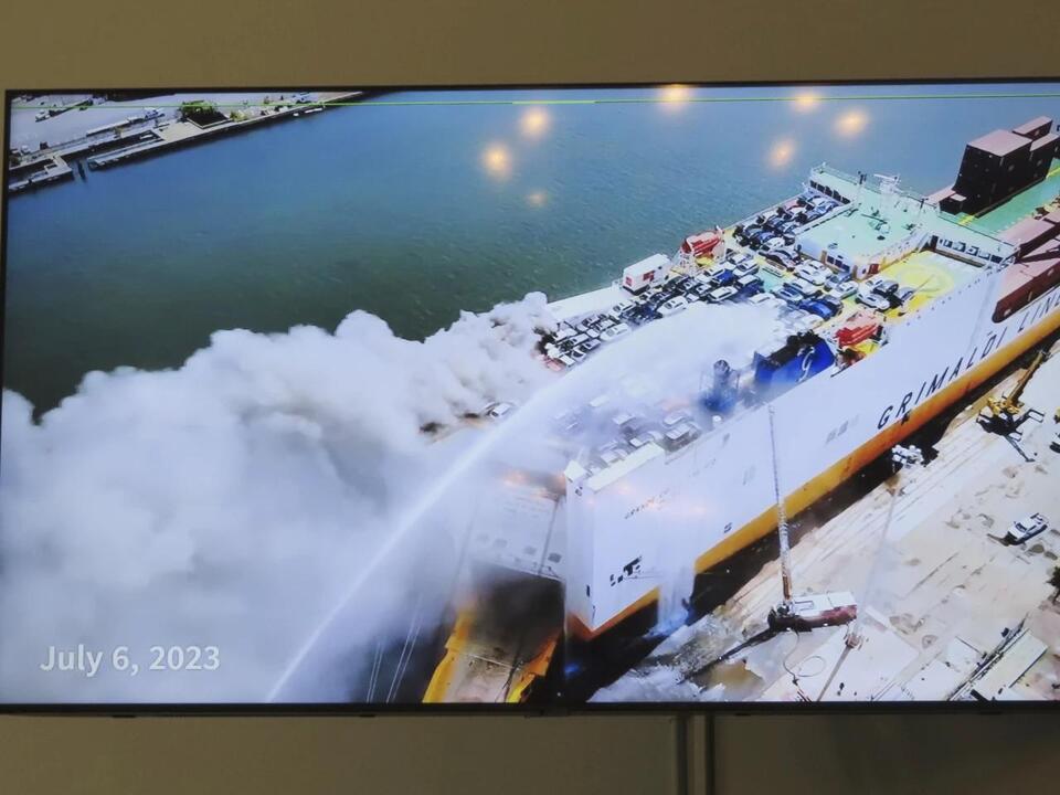 Ship mate says he saw vehicle smoking hours before it caught fire ...