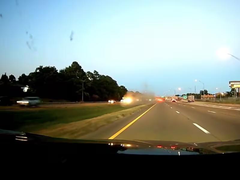 WATCH: Dashcam footage shows Jeep flip several times on I-240; driver ...