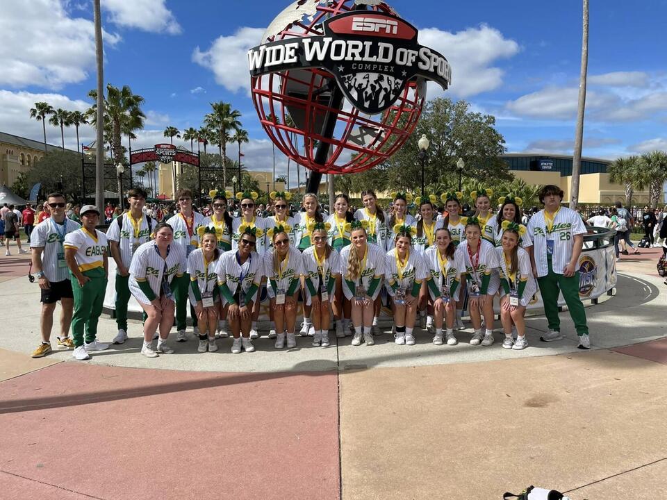 RCHS cheerleading comp team advances to nationals - NewsBreak