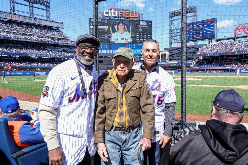 Seymour Weiner, World War II vet and beloved Mets fan, dies - NewsBreak