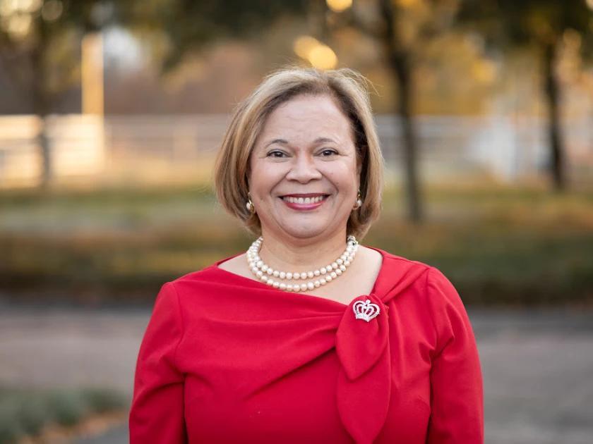 Mayor Lyles makes an abrupt departure - but leaves a strong legacy ...