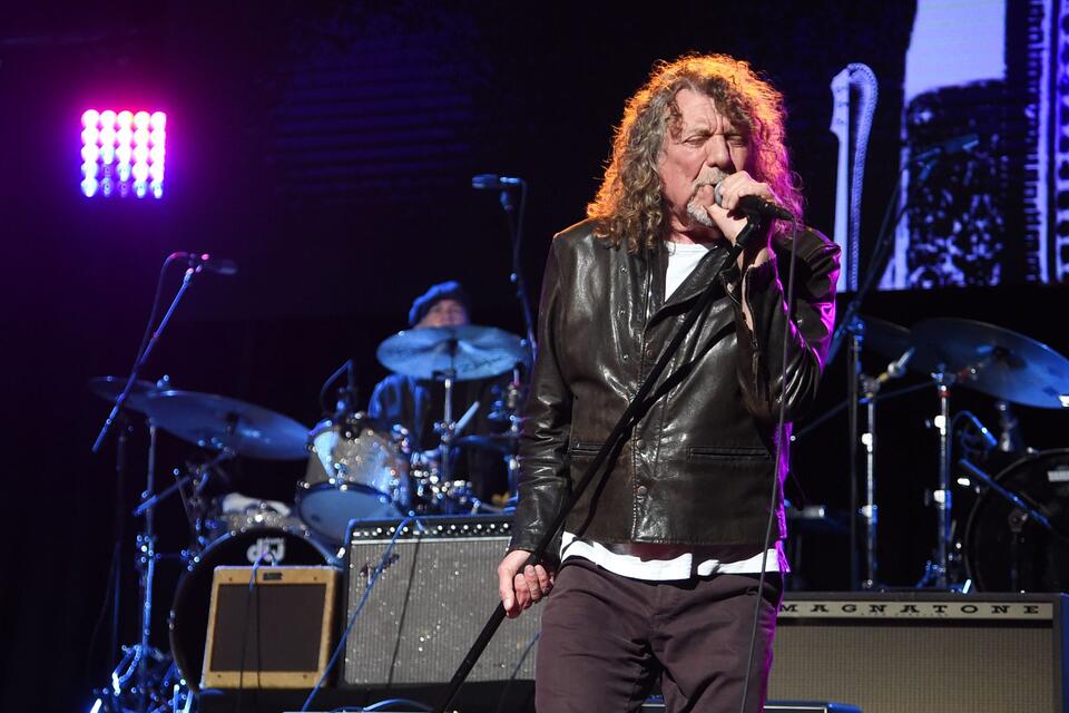 Catch Robert Plant Live as He Celebrates New Hit Album 'Saving Grace ...