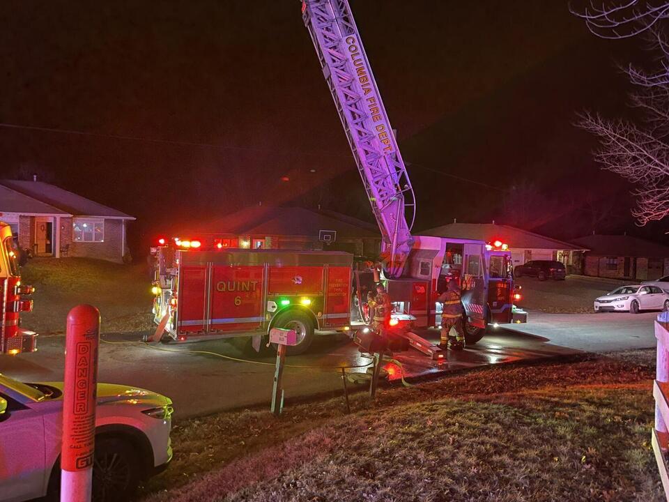 Columbia firefighters respond to structure fire on west end of town ...