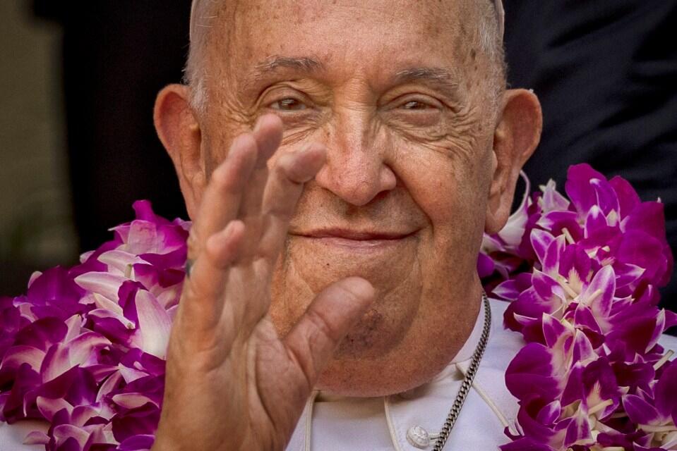 Whiskey drinking and Latin dancing… how Pope Francis conquered ‘snake ...