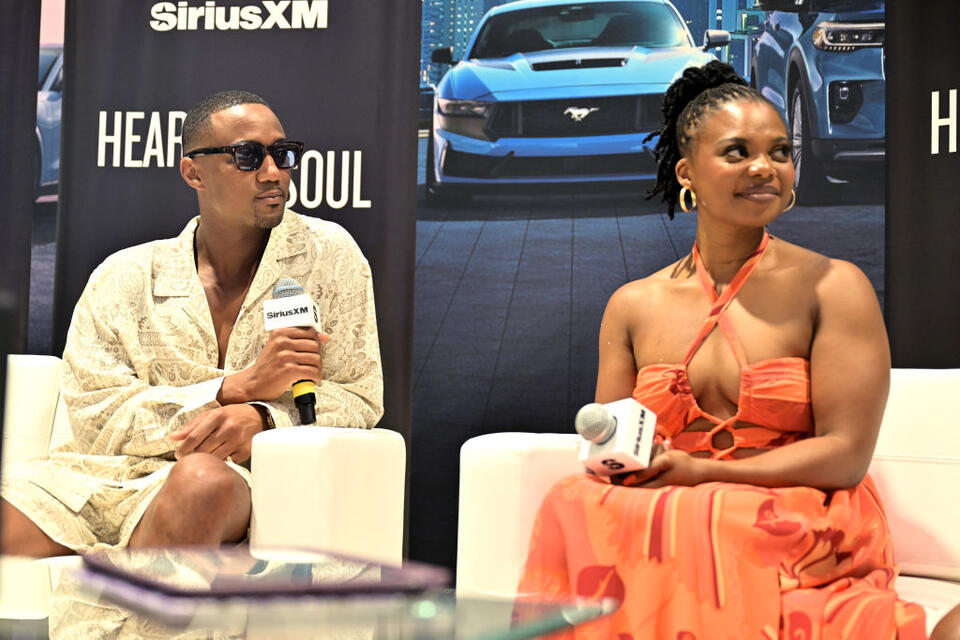 'The Boys' Stars Jessie T. Usher And Susan Heyward On A-Train And ...