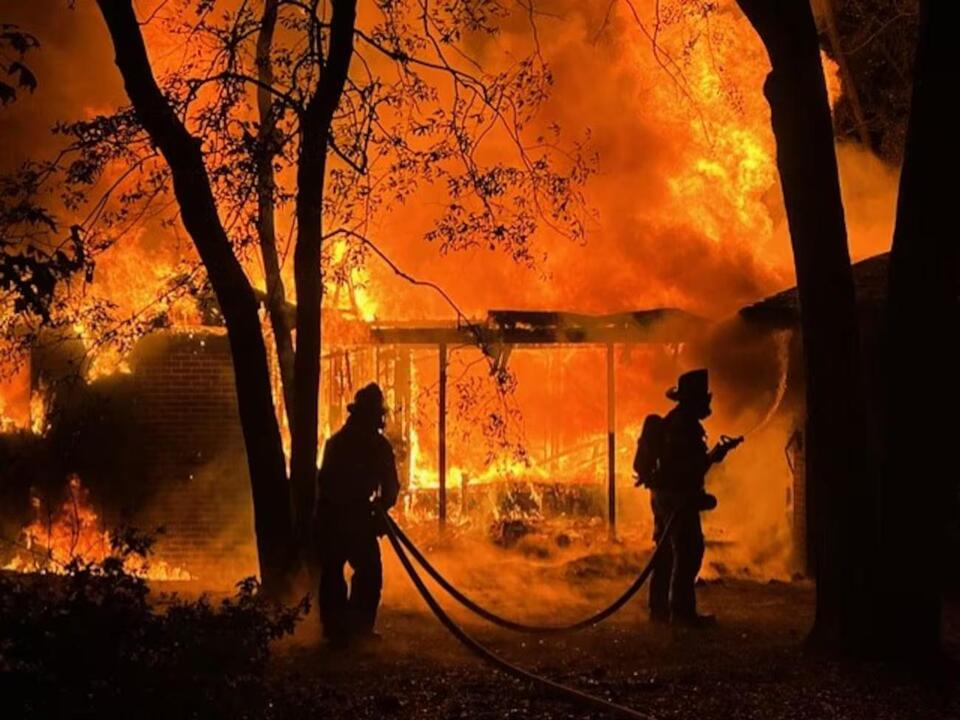 Crews respond to early morning fire in Carolina Shores - NewsBreak