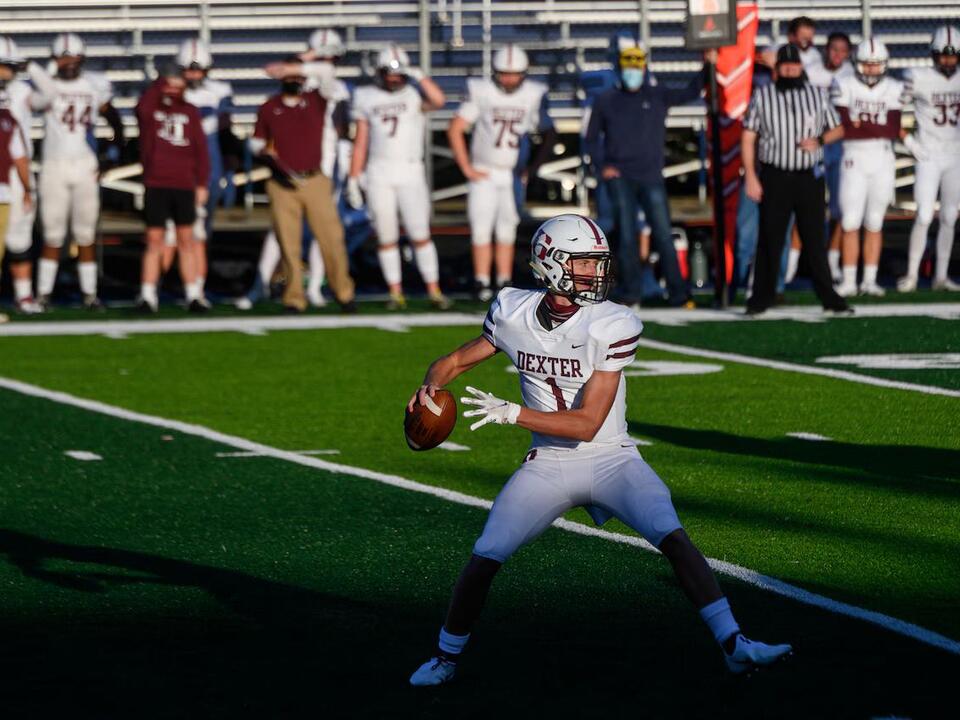 Former Dexter record-setting QB Colin Parachek re-enters transfer portal