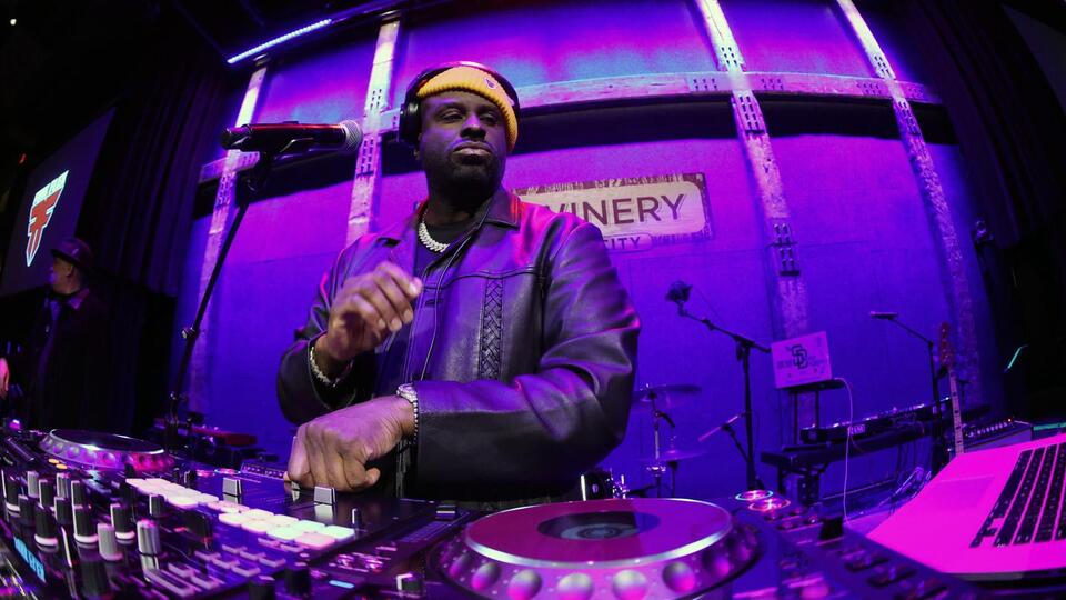 Funk Flex Denies Having DJ Enuff Fired From Hot 97: 'I Love Him to ...