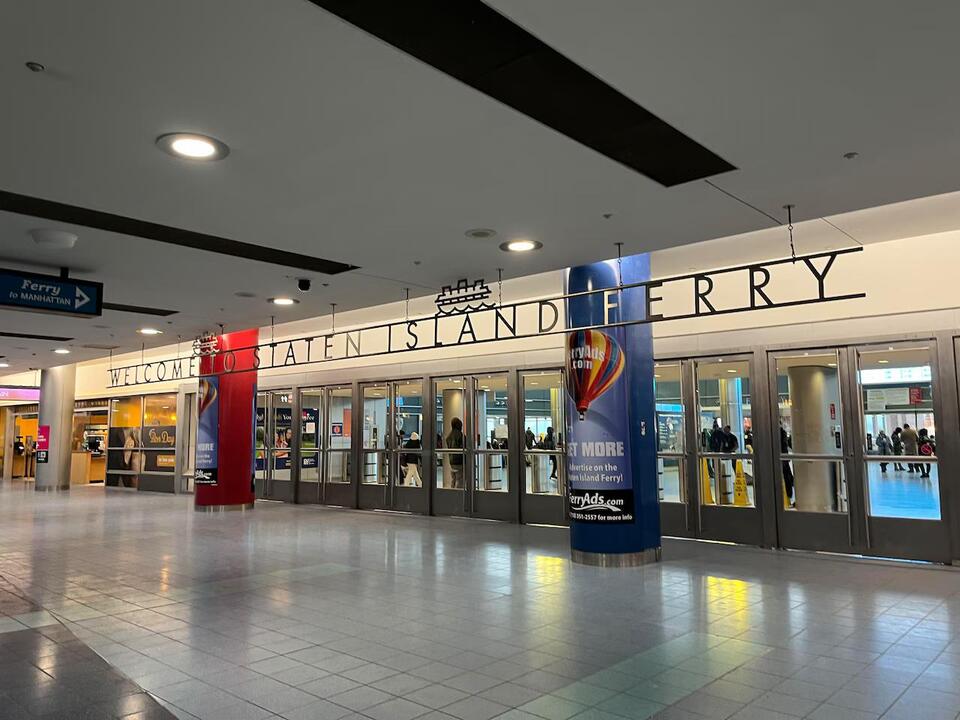 Man, 30, sentenced in connection with robbery at Staten Island Ferry terminal - NewsBreak