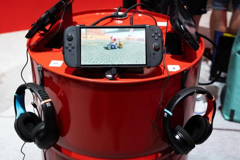 Long Island man allegedly made $2M selling fake Nintendo products in ...