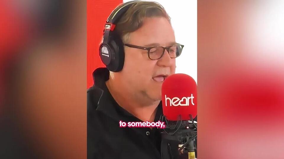 Russell Crowe's 'bad day’ film scene has become a trending TikTok meme ...
