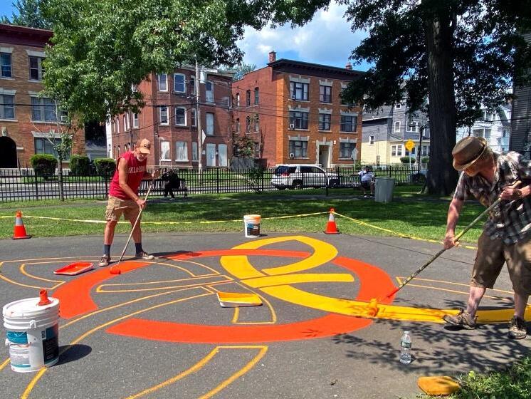 At a CT playground, a new art exhibit calls attention to gun violence ...