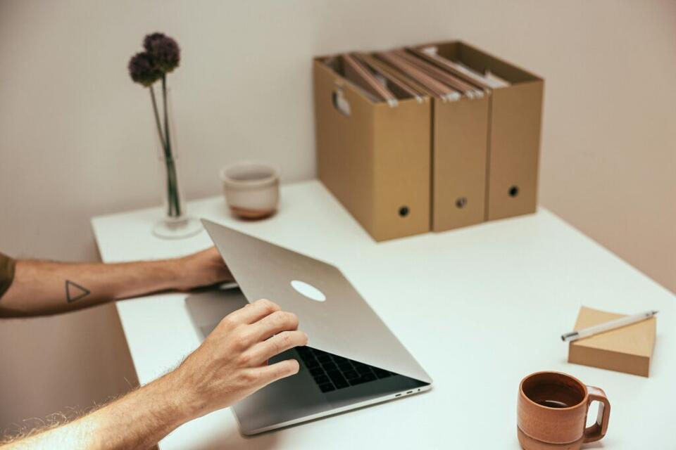 B2B Digital Mental Health Unicorn Lyra Health Layoffs of Administrative ...
