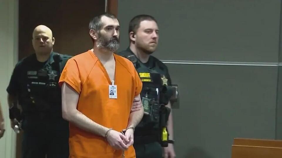 Stephan Sterns makes first appearance in courtroom - NewsBreak