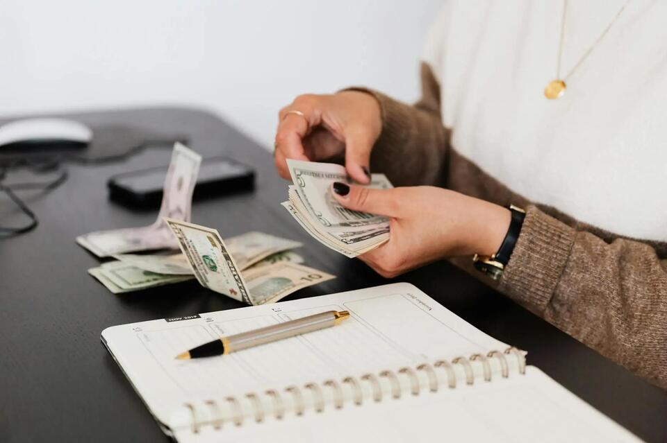 Why Do Some People Lose Money by Keeping Too Much in Cash - NewsBreak