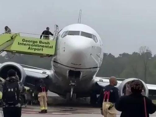 United Airlines plane goes off runway at Houston's Bush Airport, no ...