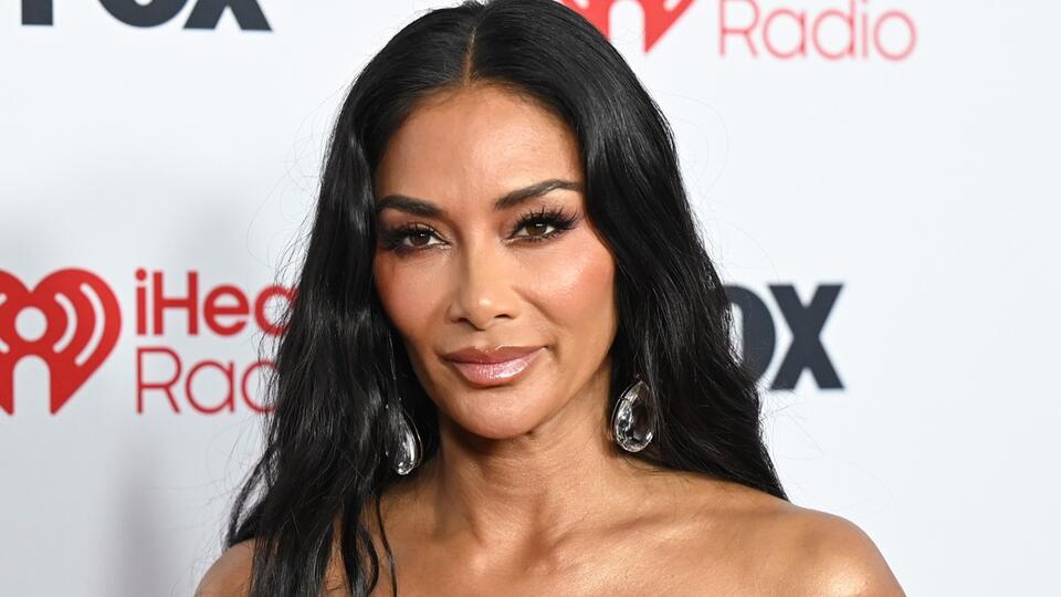 Nicole Scherzinger’s Sky-High Slit Dress for Magazine Cover Is Almost ...