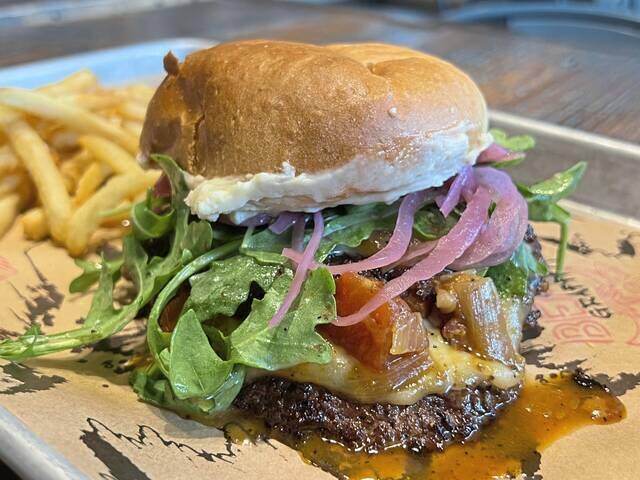 Beef Graffiti opens inside Giant Eagle Market District in The ...