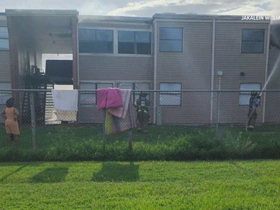 Fire at Fort Valley's Lakeview Apartments displaces 21 people, Red ...