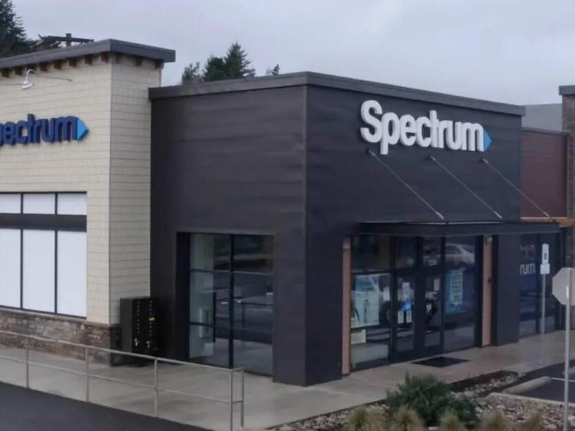 Charter to lay off 1,000 Spectrum call center employees