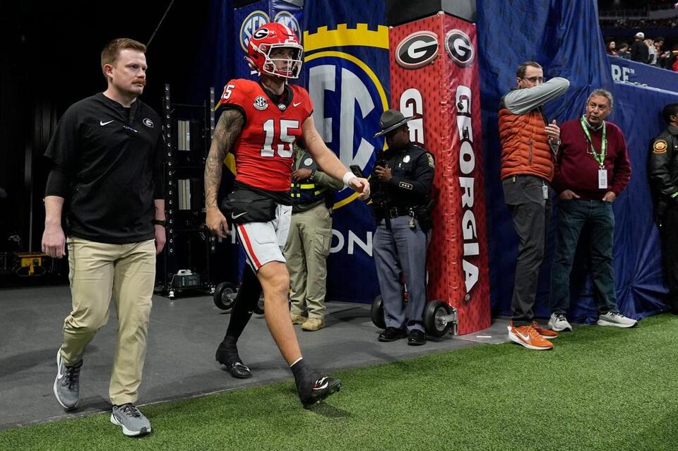 ‘Carson Fumbled So Hard’ – Fans React to Hanna Cavinder’s Pictures Post ...