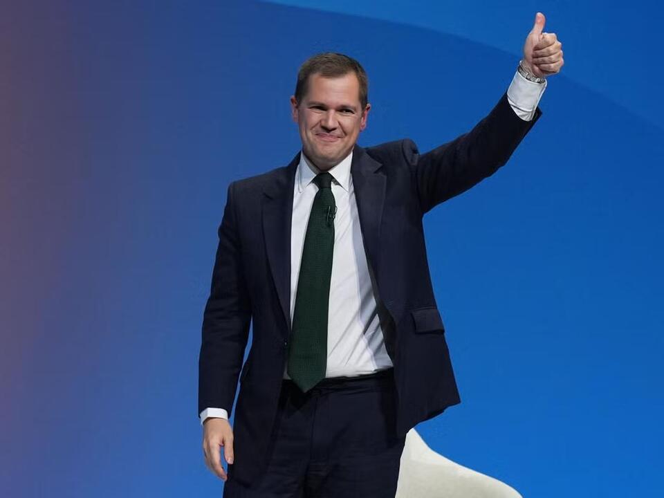 Tugendhat suggests Jenrick knows ‘nothing about’ sensitive military matters