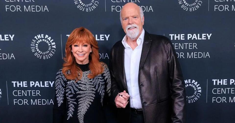 EXCLUSIVE: Get a Room! Reba McEntire's On-Set Makeout Sessions With Fiancé Rex Linn Leave Staff ...