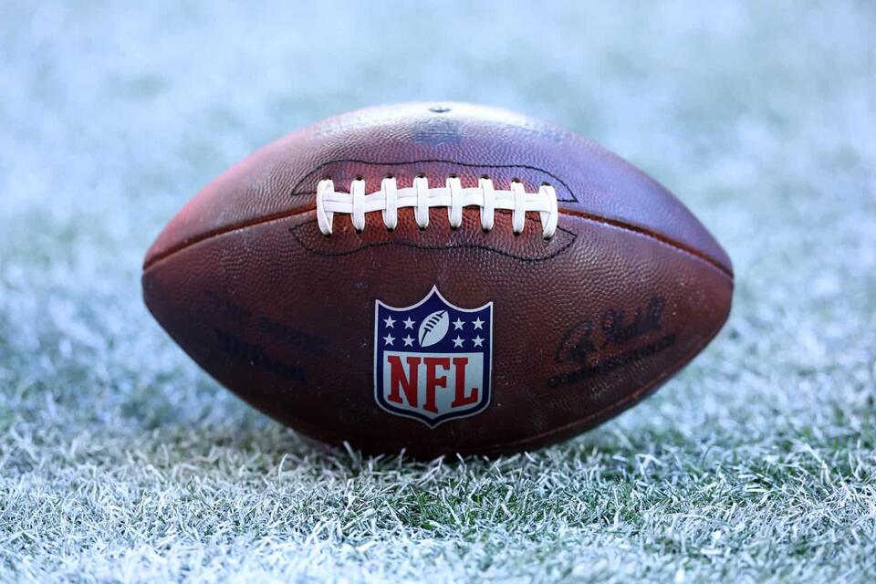 NFL Schedule 2025: Week 17 slate finalized - NewsBreak