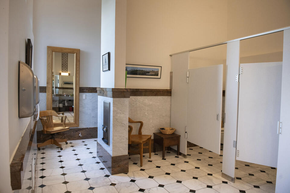 Statehouses are the public's houses, but the fight for potty parity ...