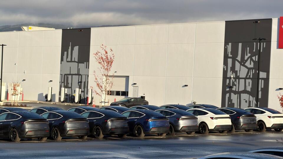 Tesla’s Giga Berlin-Built 2026 Model Y Now Rolling Out Across Canada ...