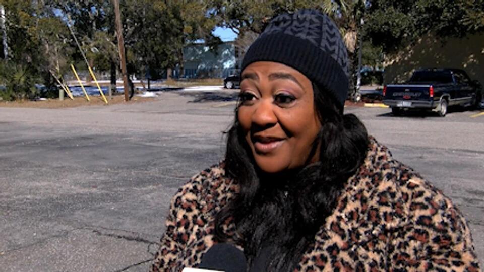 Social media personality 'Auntee Pam' stranded at Myrtle Beach airport ...