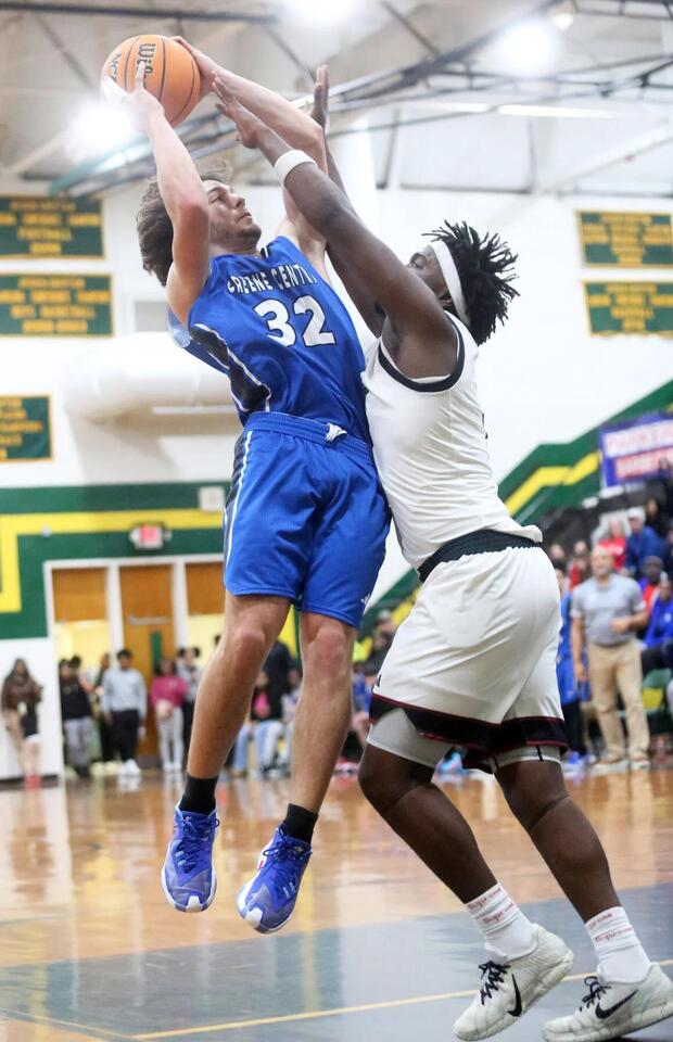 High school roundup: Rams, Rampants battle into tourney title game ...