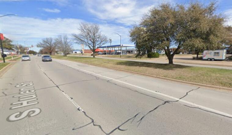 South Hulen Horror: Driver Dies After Slamming Into Tree On Busy Fort ...