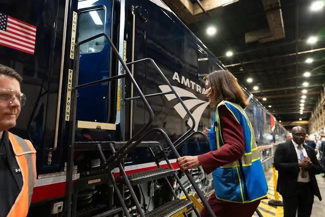 Metro-North to offer round trip between Albany and NYC for the first ...