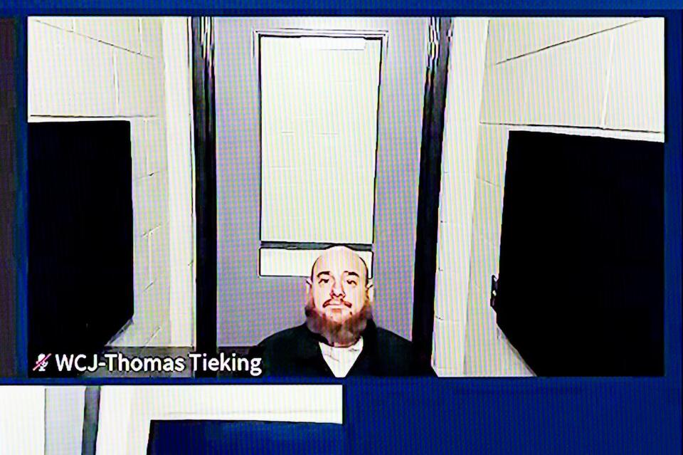 Man charged with torturing woman pleads no contest, which ends trial ...