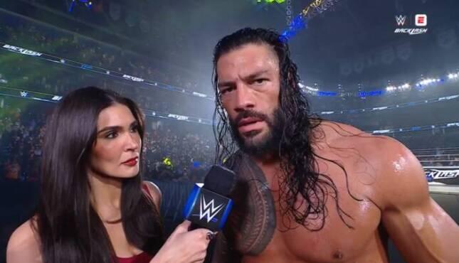 Roman Reigns Gets Big Ovation After WWE Raw Goes Off the Air, Fans Wish ...