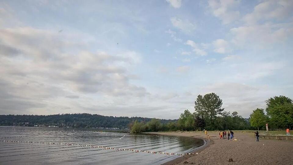 Two men revived by rescuers at Lake Sammamish drowning; transport ...