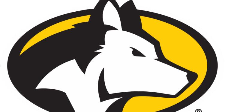 MTU Hockey upends 17th ranked Minnesota State - NewsBreak