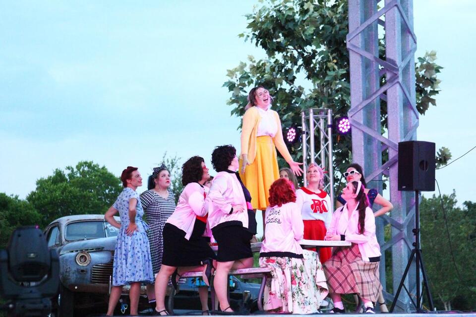 ‘Summer lovin’, havin’ a blast’ at Arts in the Park production of ...