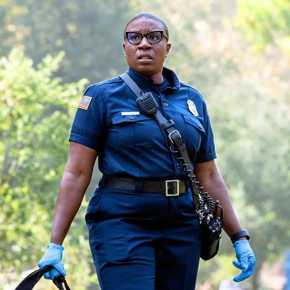 '9-1-1' Fans Rally Around Aisha Hinds for Her "Well Deserved" Emotional ...
