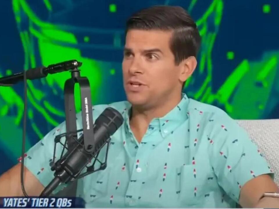 ESPN’s Field Yates dislocates shoulder in beach tackling drill to ...