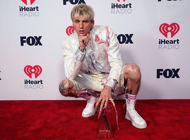 Machine Gun Kelly Gets Smacked In The Face By A Giant Hand In The New ...